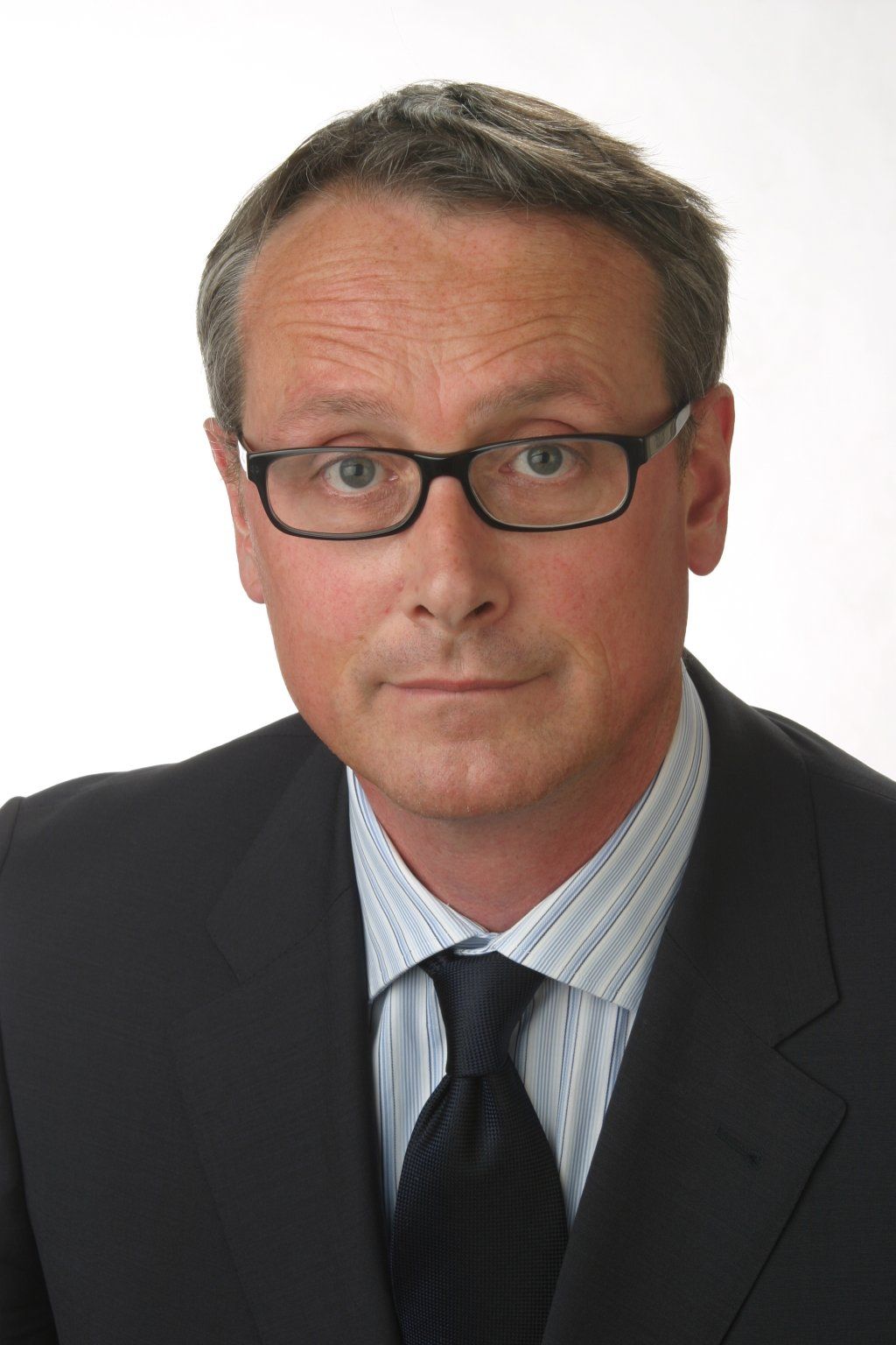 GLABUS JOINS BENTLEY MOTORS AS NEW COMMUNICATIONS DIRECTOR