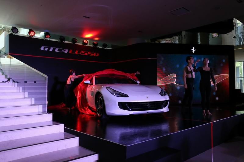 FERRARI GTC4LUSSO KOREA PREMIERE