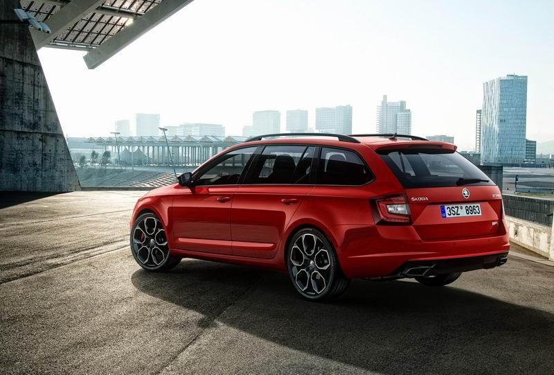 ŠKODA OCTAVIA RS 245 – PREMIERE OF THE HIGH-PERFORMANCE SPORTSTER NEW ...