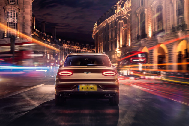 NEW BENTAYGA HYBRID LAUNCHES IN UK AND EUROPE - Clásicos al Volante