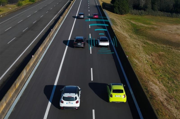STELLANTIS PRESENTA STLA AUTODRIVE
